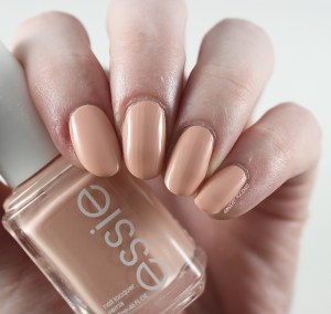 Essie Rocky Rose Collection – GINGERLY POLISHED